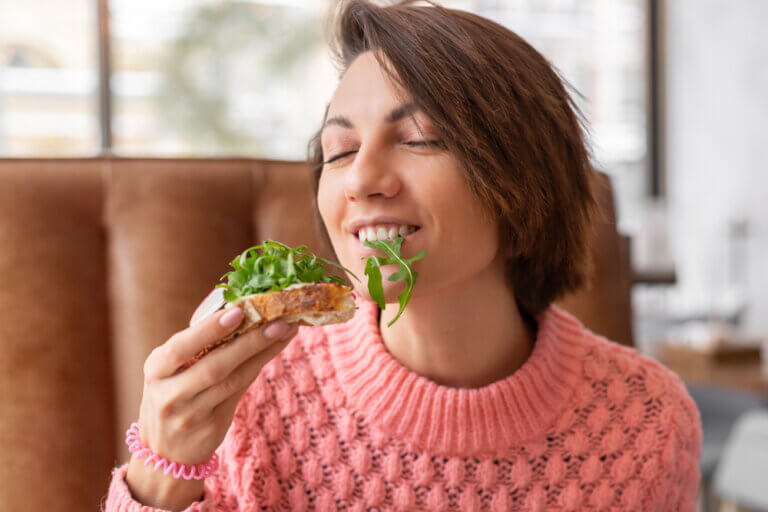 The 80/20 Rule of Healthy Eating – Samsung Food