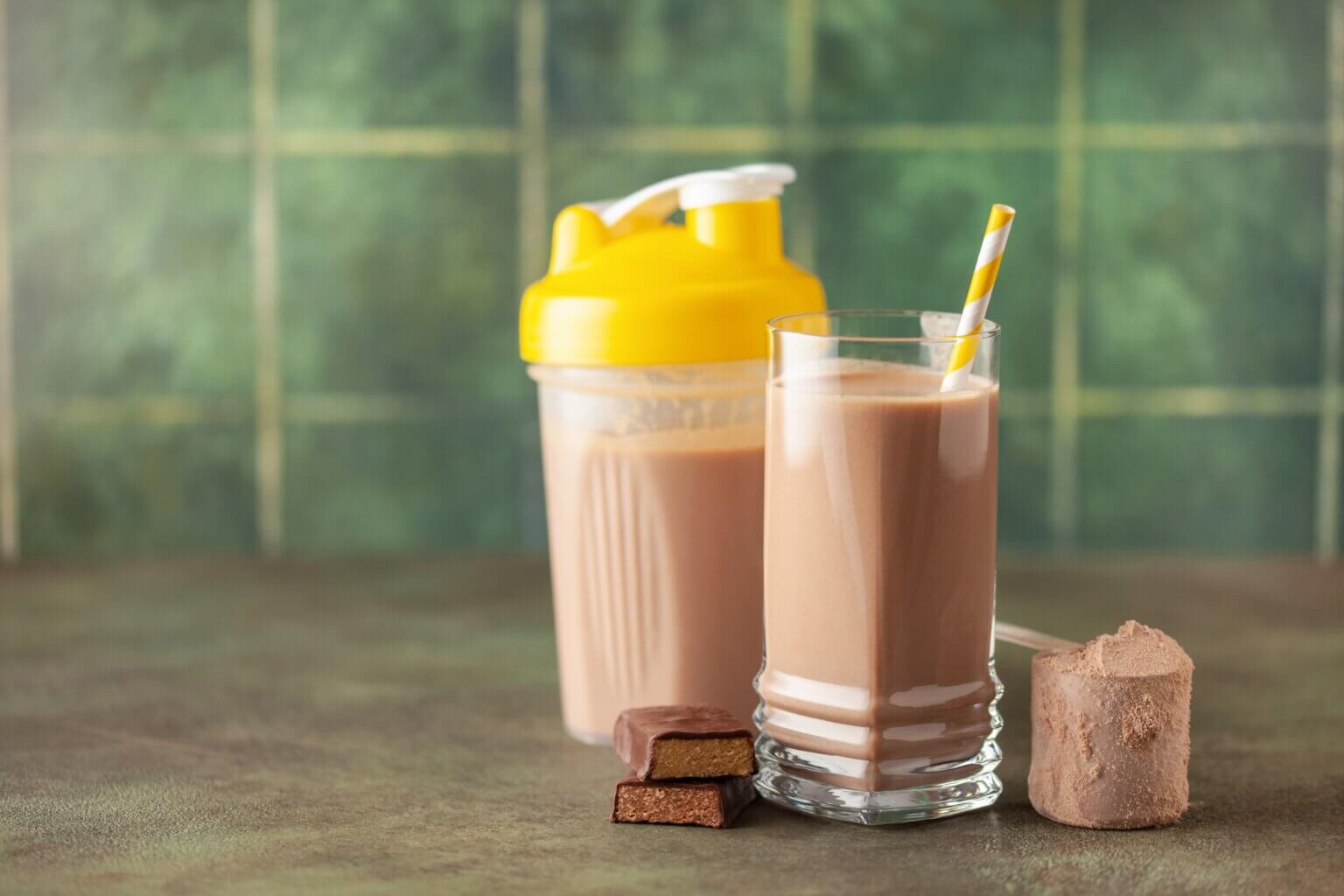 How Many Protein Shakes a Day Should You Be Drinking? – Samsung Food